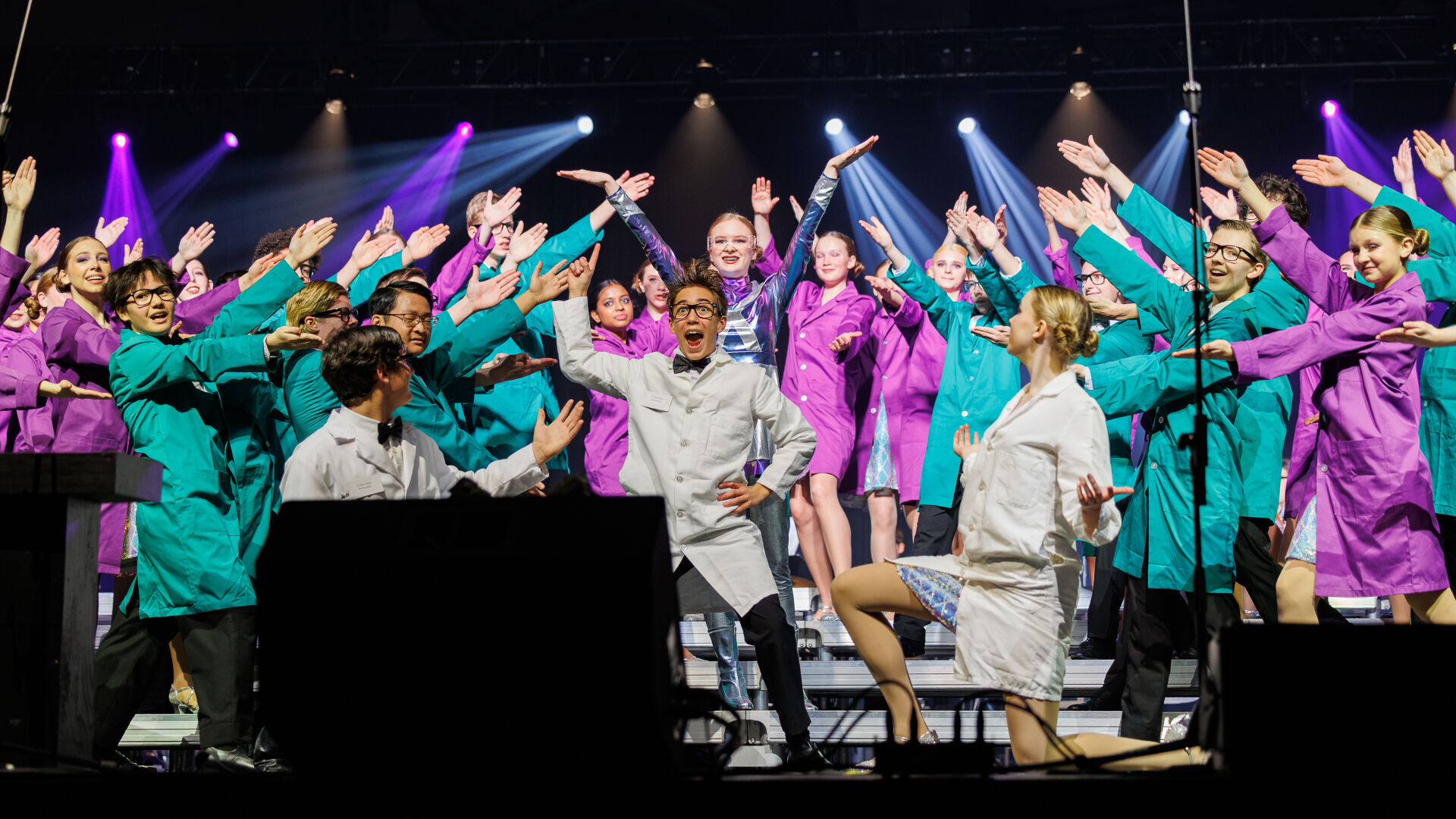 Regional show choirs to compete in Onalaska tournament