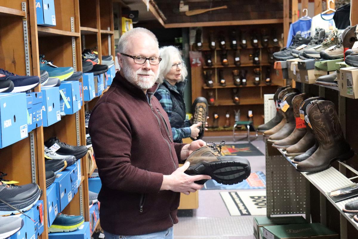 Arcadia's Bawek's Shoe Store to close after 50 years