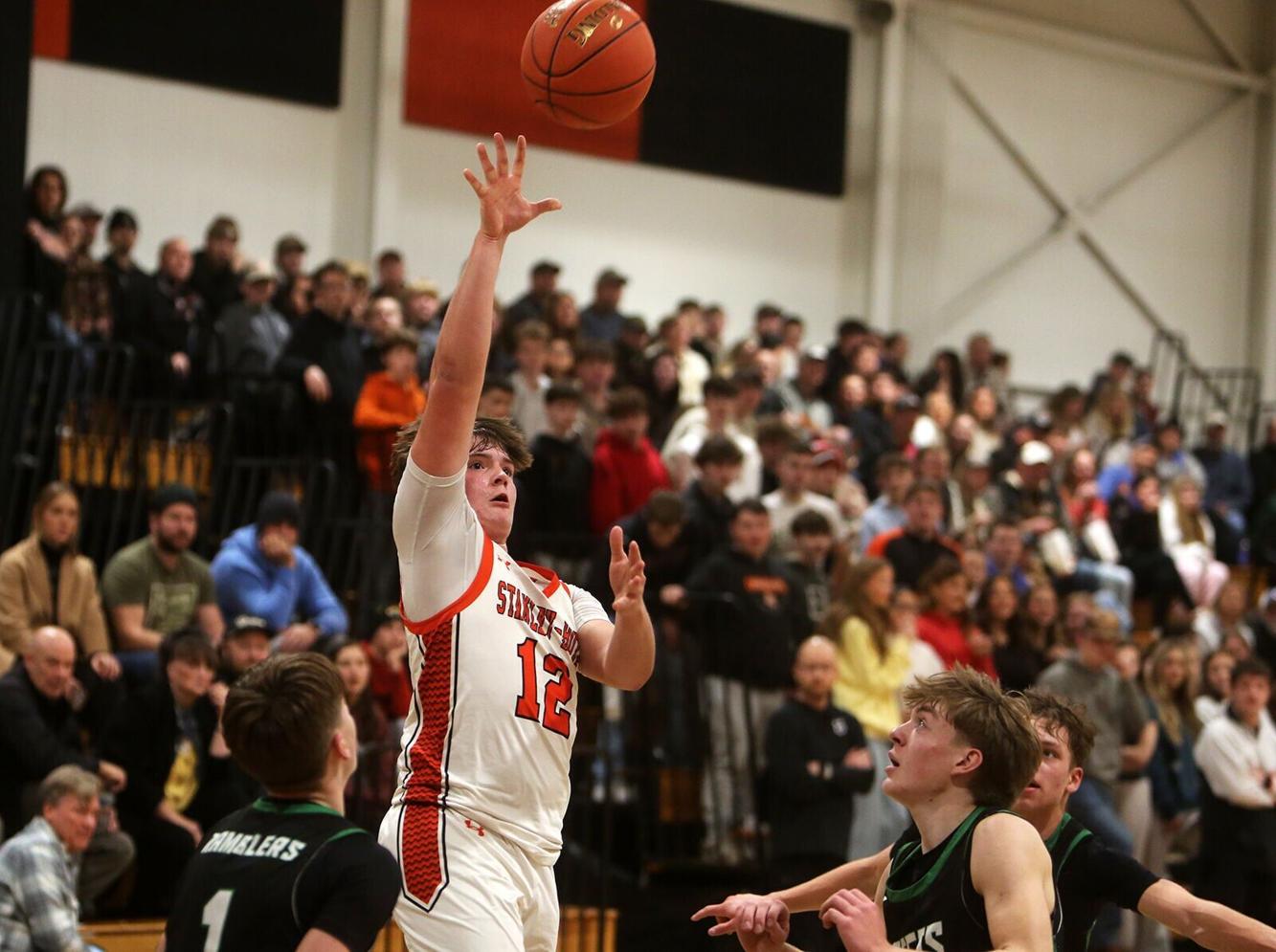 Guards guiding Stanley-Boys boys basketball in playoffs
