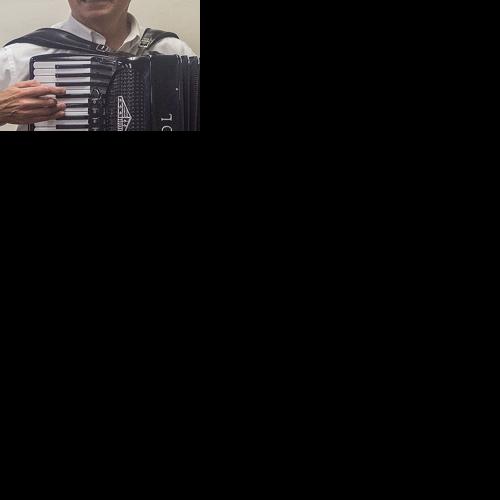 Tom Dukich shares Italy photos with Learning Club