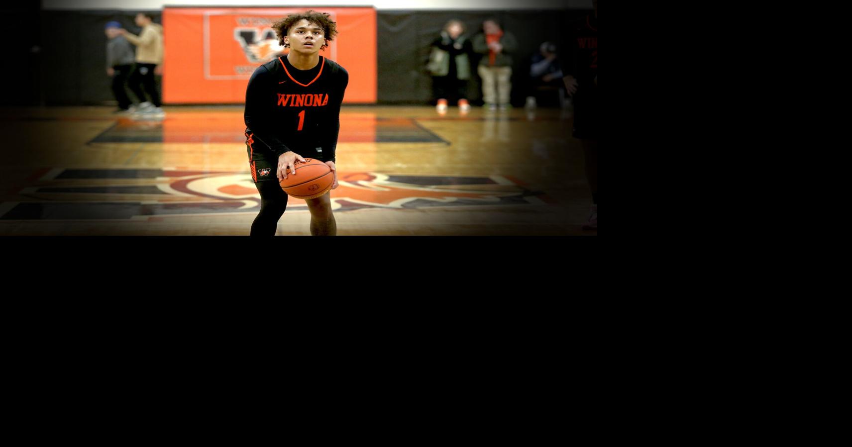 Isaiah Bell at the Line