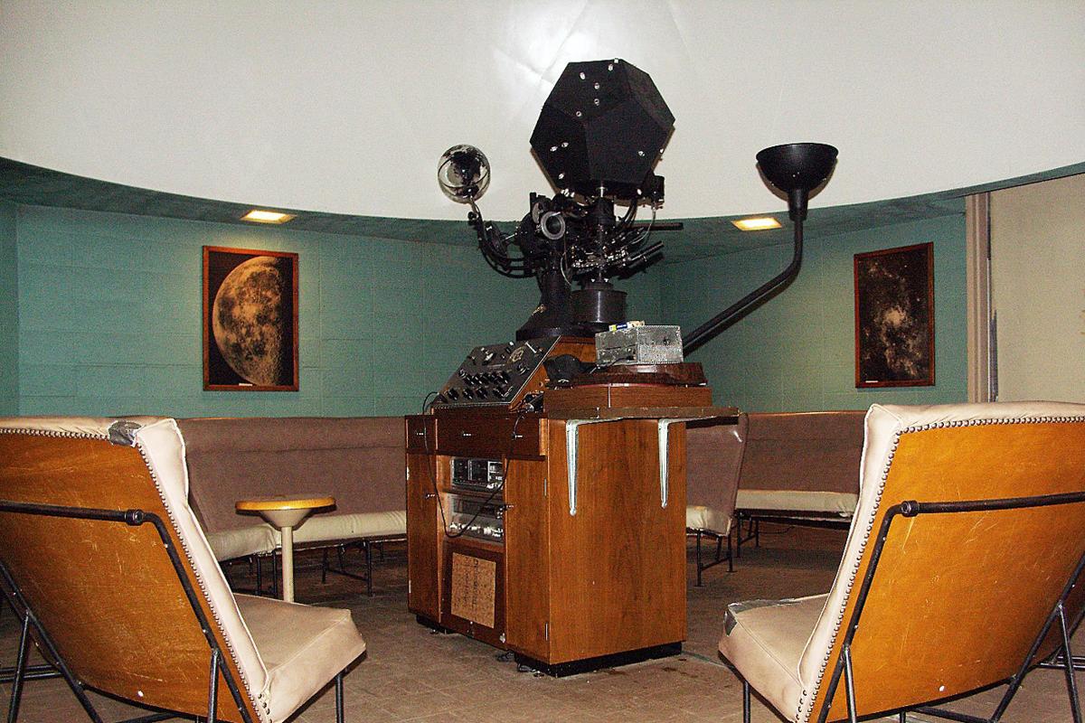 Group working to resurrect old St. Teresa planetarium