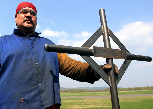 Student uses welding class project to replace old cemetery markers ...