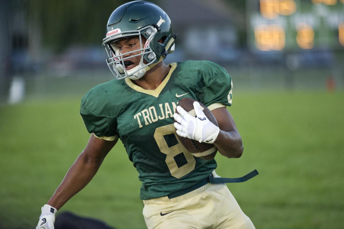 PREP FOOTBALL ROUNDUP | Carlson, Rasmussen lead No. 4 R-P
