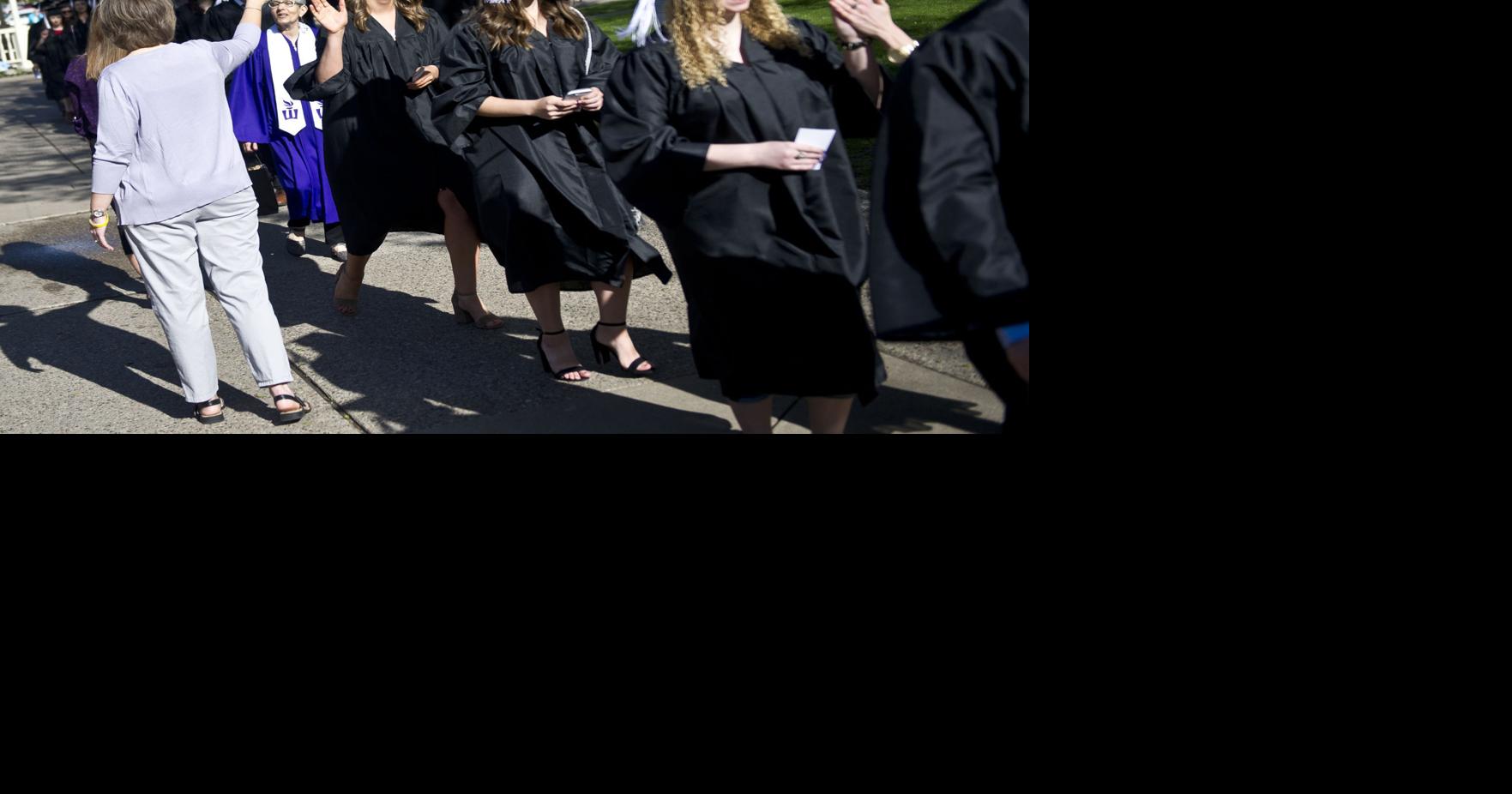 PHOTOS: Winona State Commencement 2017