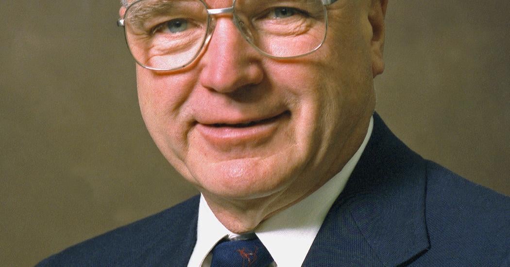Gundersen Health System leader Dr. Sigurd B. Gundersen dies at age 96