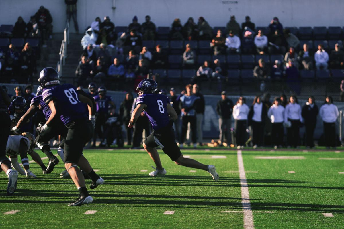 Winona State football topples Southwest Minnesota State