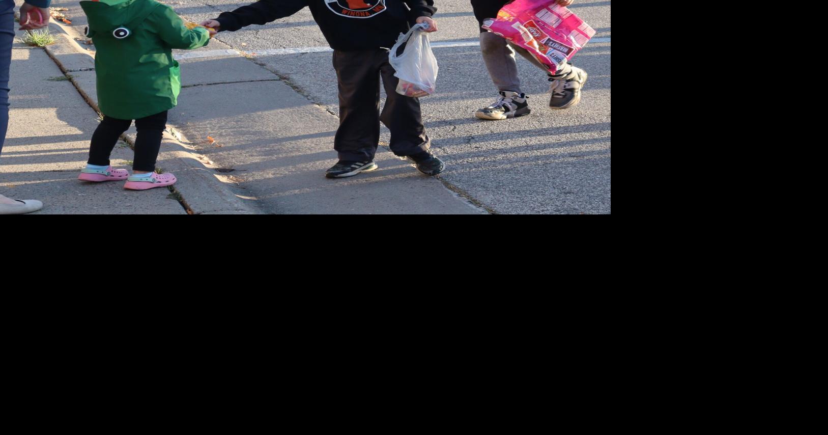 Winona celebrates homecoming with parade