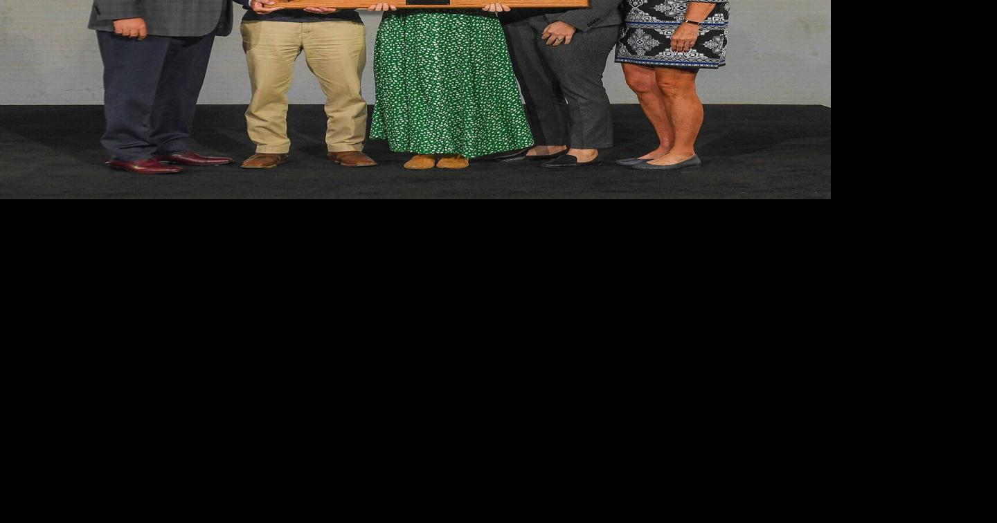 The legendary Buckhorn Steakhouse | Features | wintersexpress.com