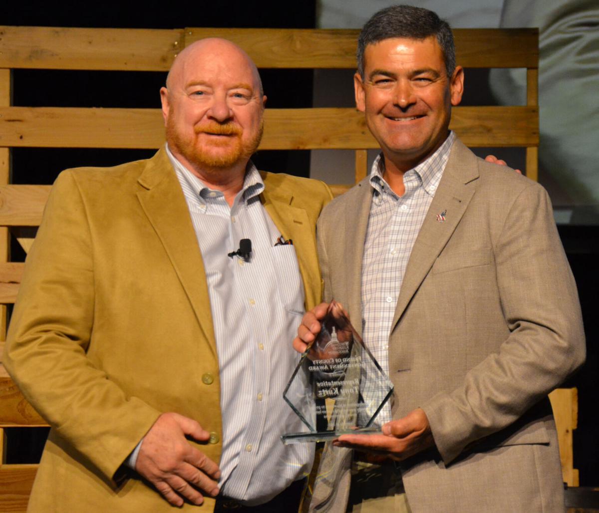 Rep. Kurtz receives award