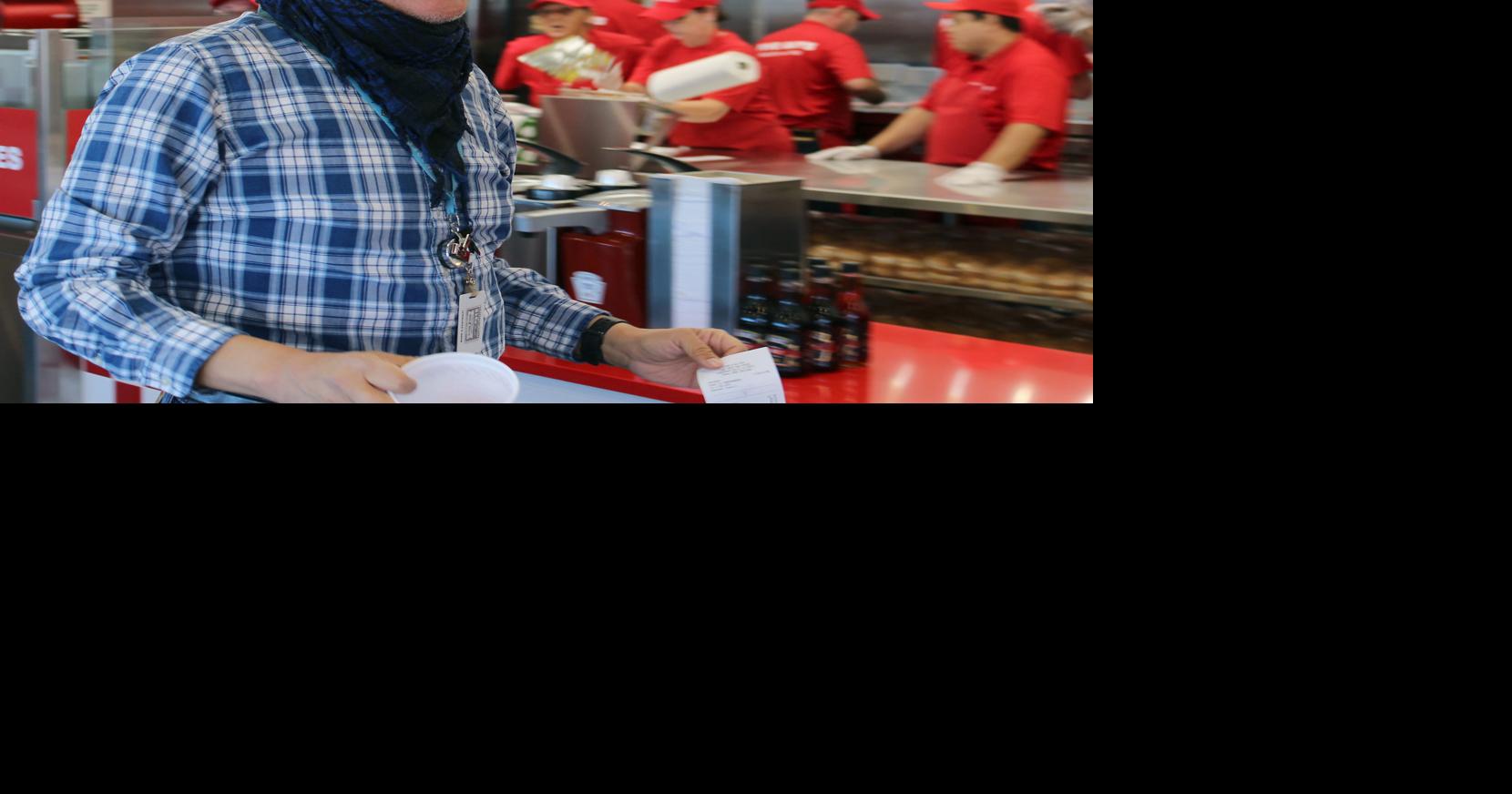 Five Guys opens in Lake Delton