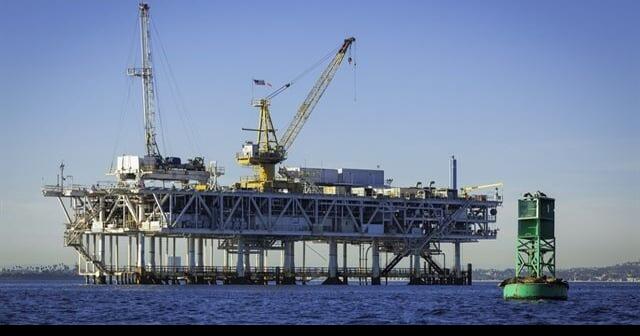 Oil Eases as Traders Shrug Off Israel-Iran Tensions