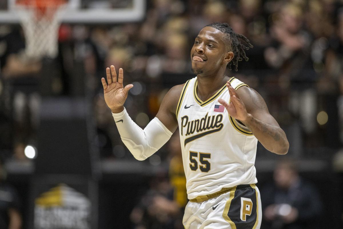Zach Edey powers No. 4 Purdue past Iowa, 87-68