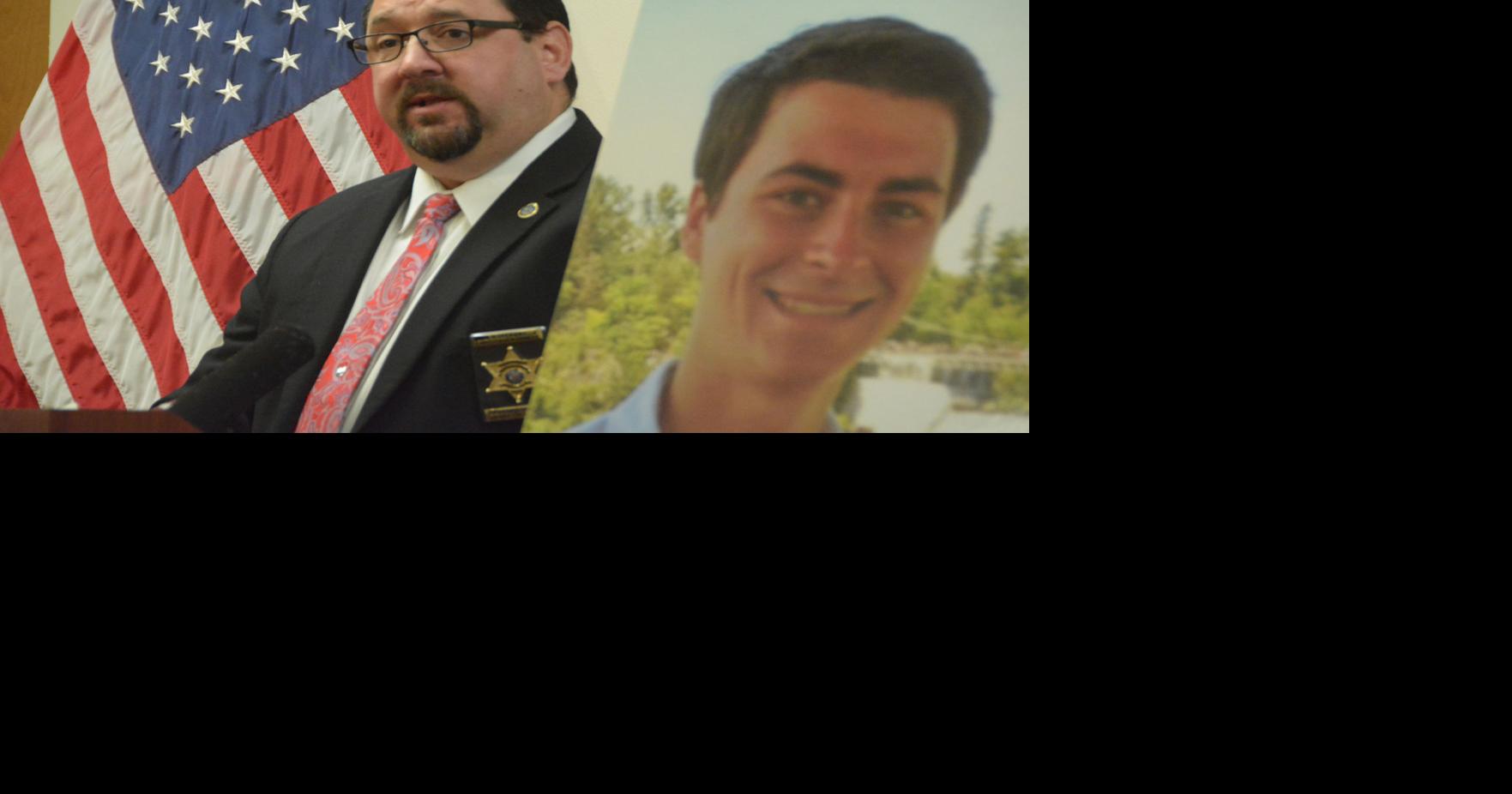 Sauk County sheriff seeks help identifying suspect in Devil's Lake homicide