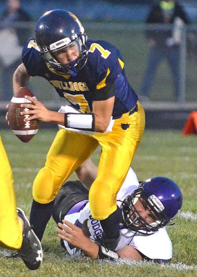 PREP FOOTBALL: Purtell pounces for two nifty TD runs, paces Pardeeville ...