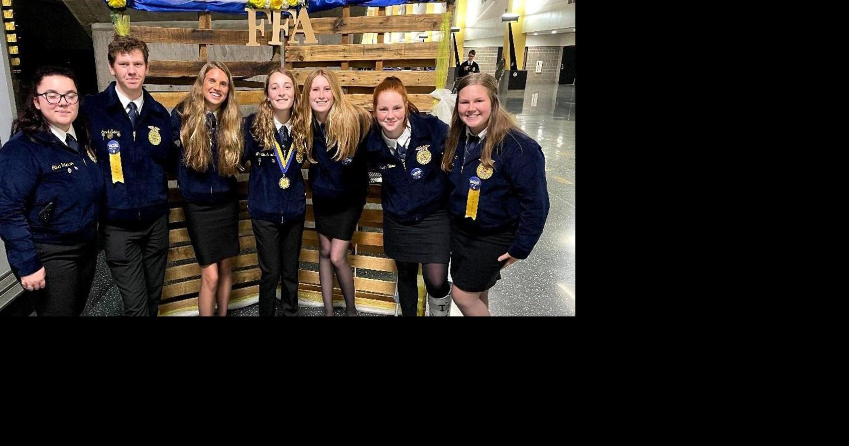 PHS members earn awards at State Convention