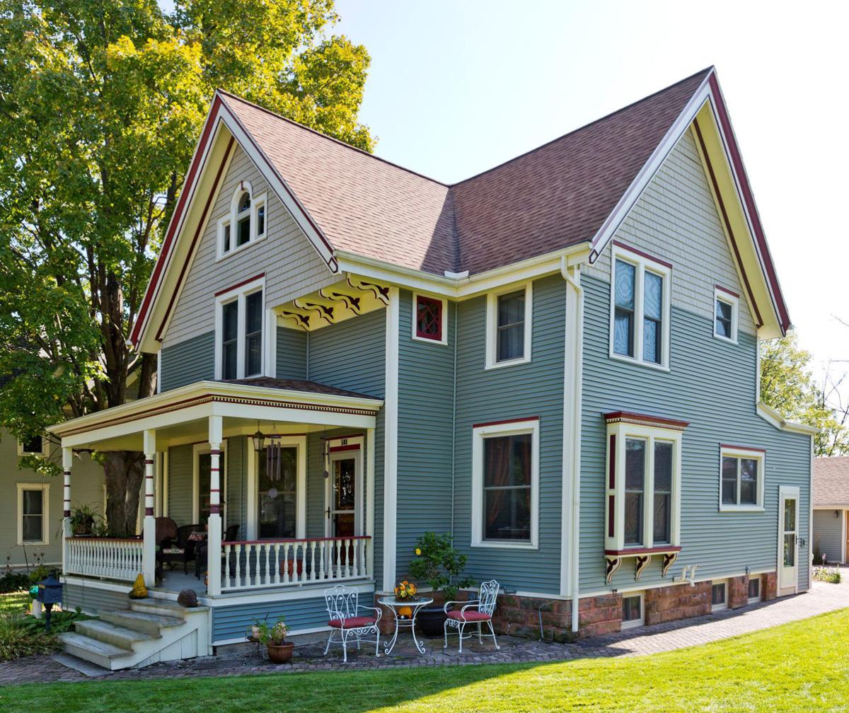 Isenberg House featured on tour