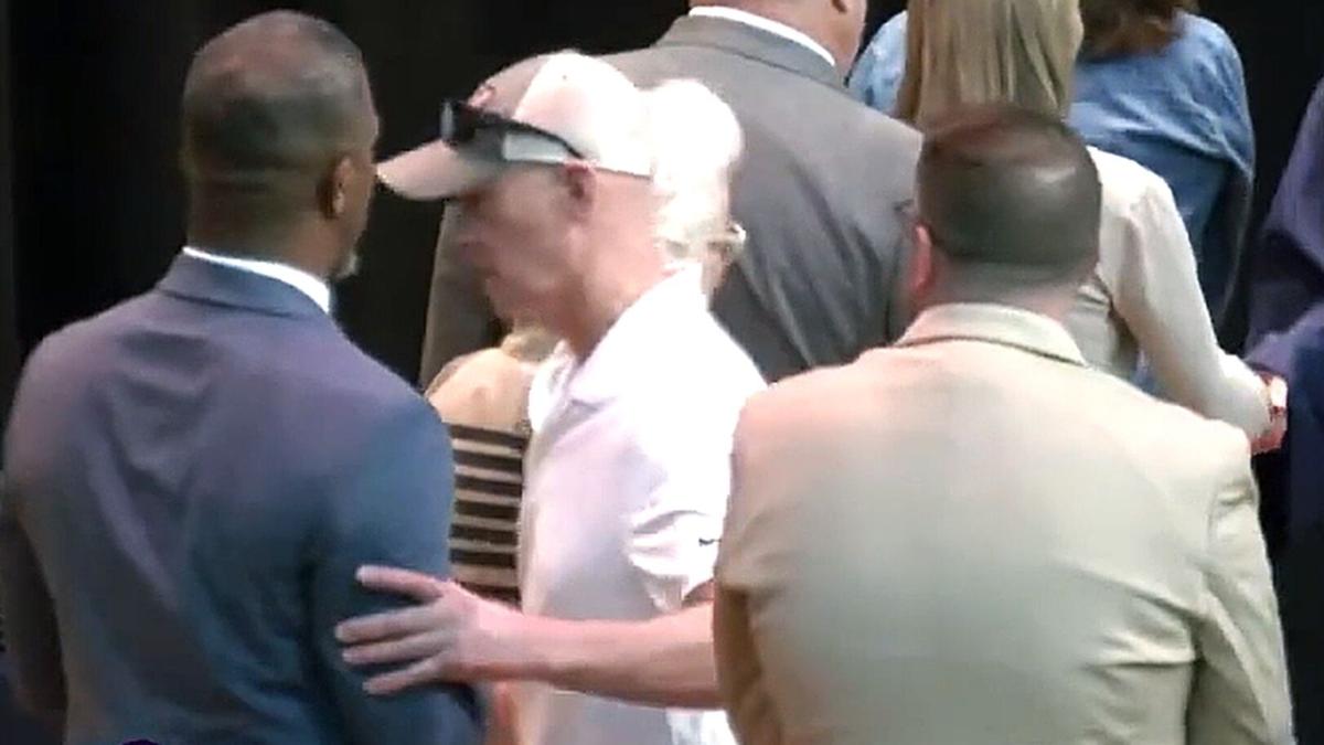 Baraboo graduation interrupter had "past issues with" Supt.