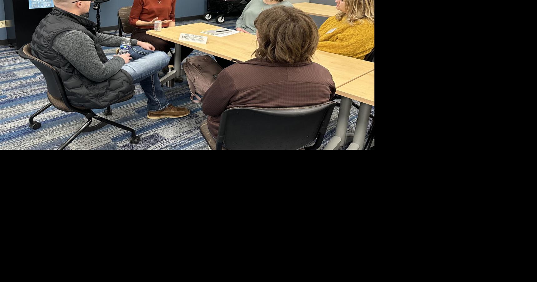 Leadership group visits Reedsburg