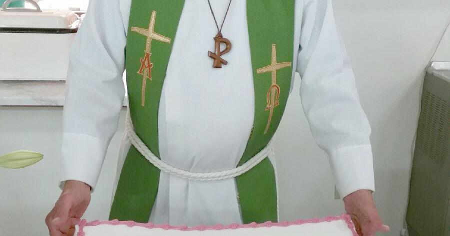 Jensen celebrates 40 years in ministry