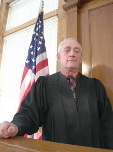 Judge Wright to leave bench