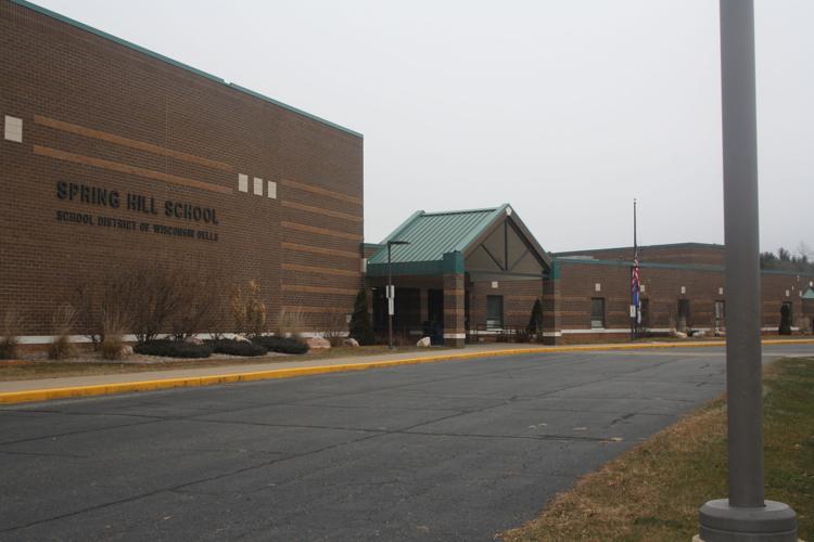 Spring Hill Elementary looking to grow volunteer program