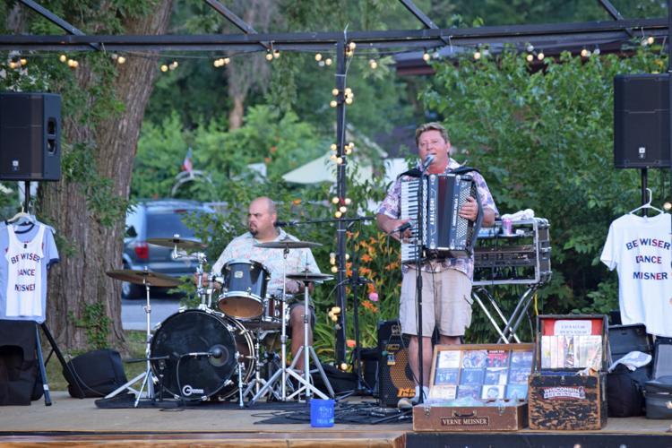 Hall of Fame polka artist Steve Meisner serenades downtown Dells