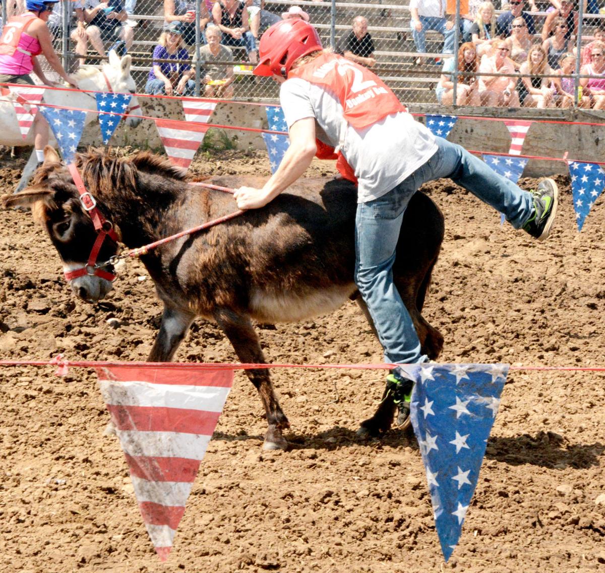 Big bucks: Donkey race attracts brave jockeys to Columbia County Fair