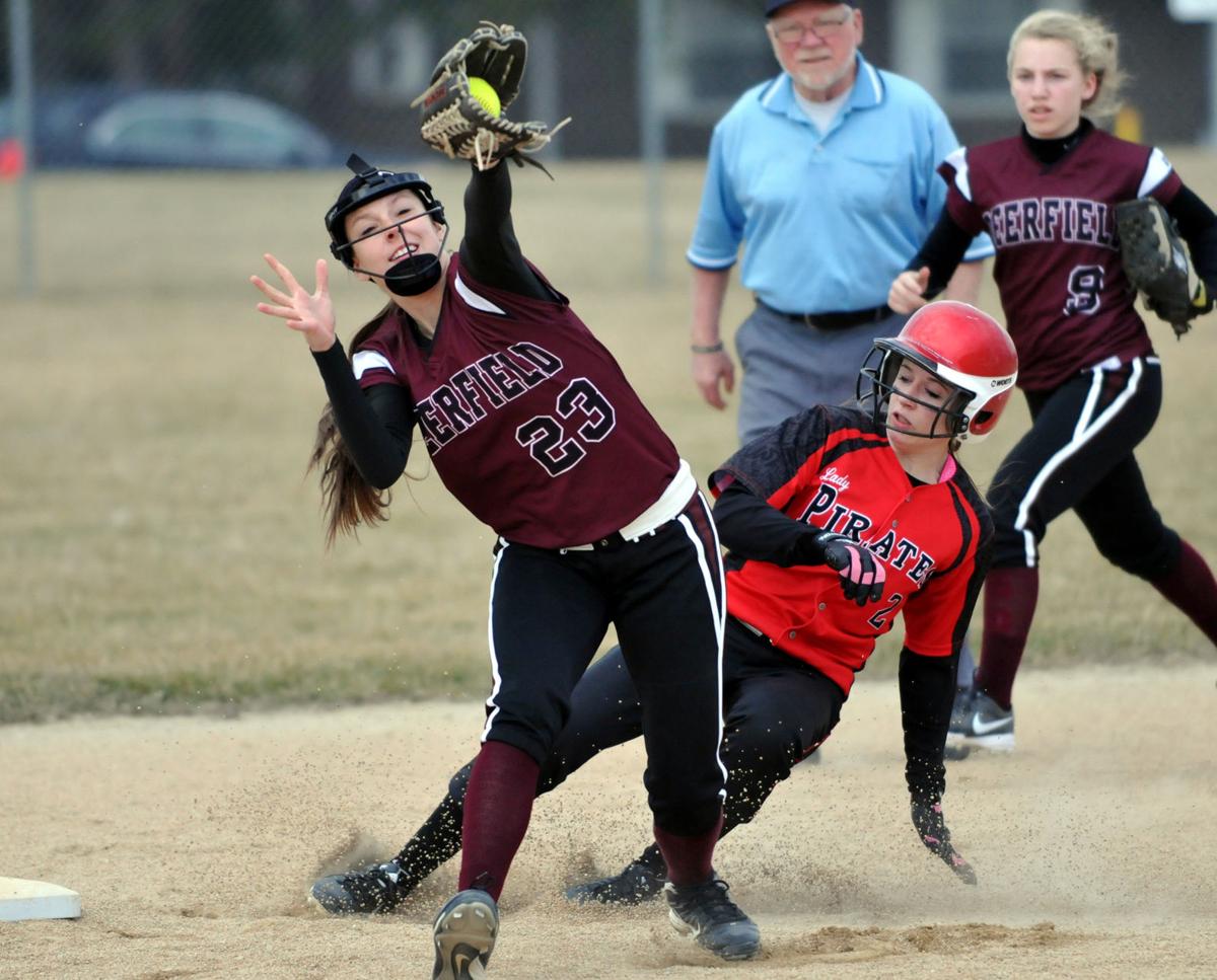 Lady Pirates softball | Area sports | wiscnews.com