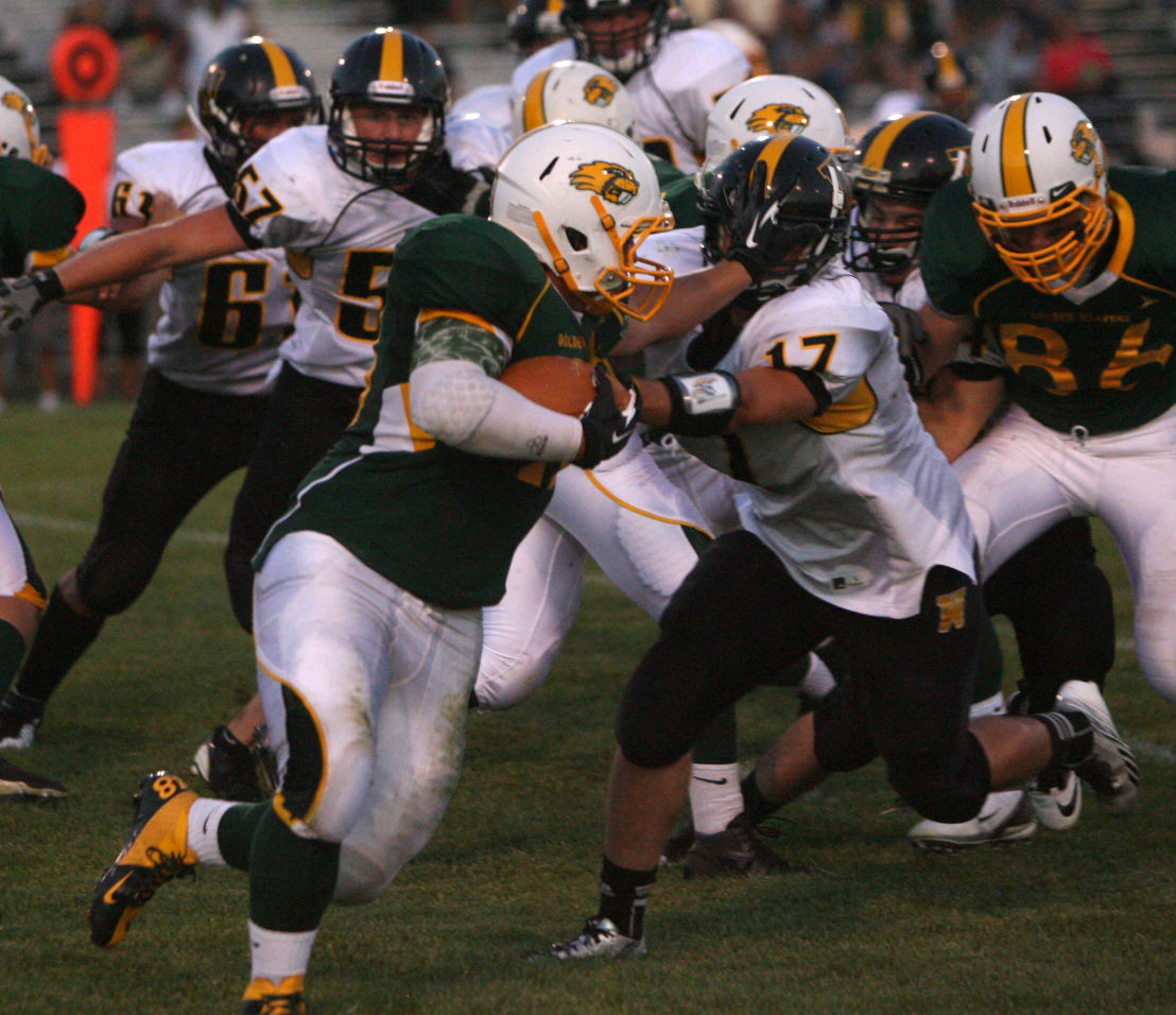 Beaver Dam football: Senior Castle's game based on power