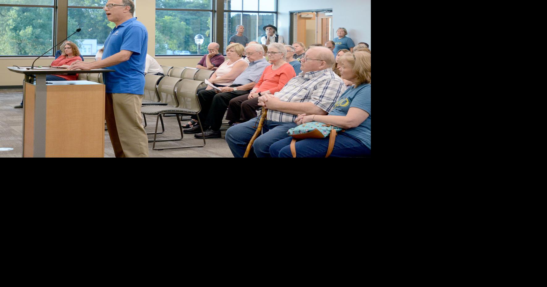 Baraboo council hesitates on library project date