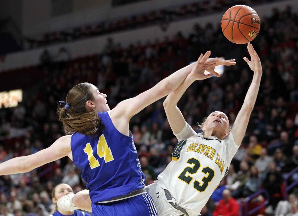 Beaver Dam girls basketball stuns top seed in state semi