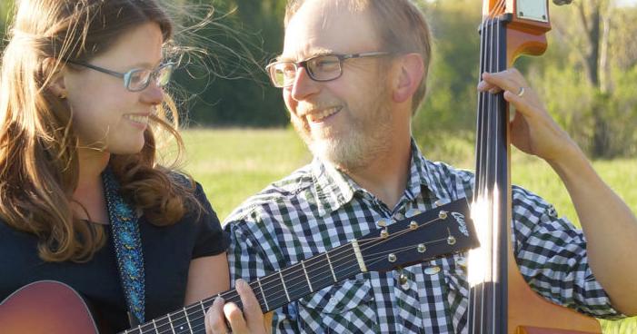 Folk singer happy to get Portage talking, thinking