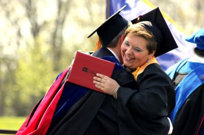 Goodbye, UW-Baraboo: Campus bids farewell to dean, graduates