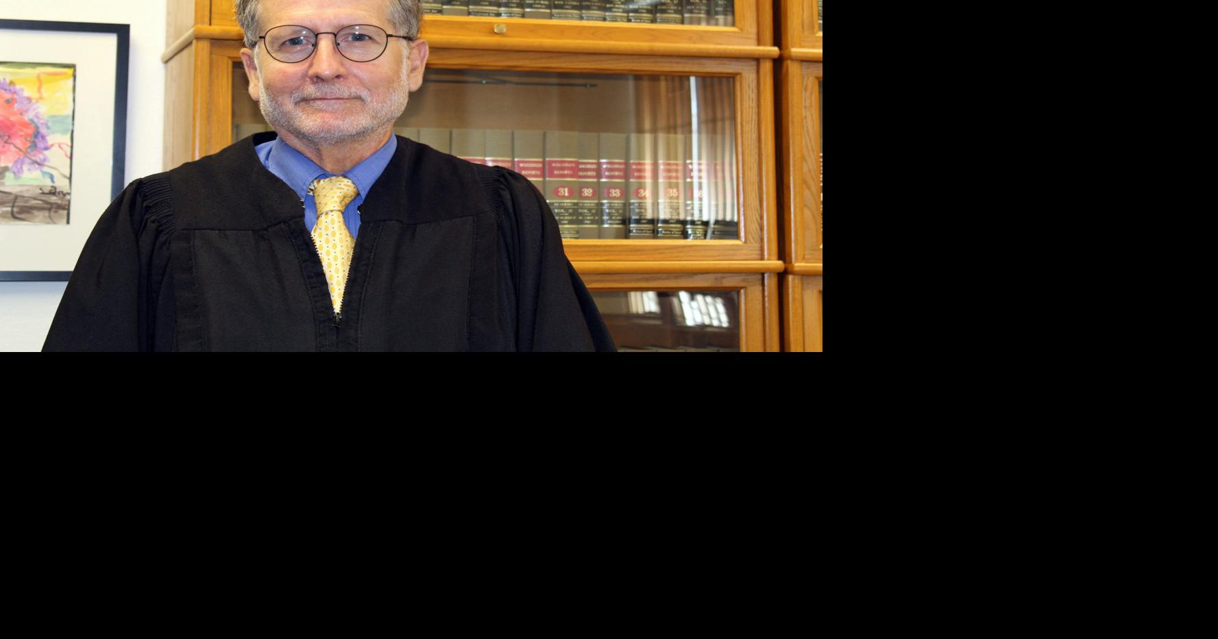 Dodge County Judge Steven Bauer ready for simpler life on farm