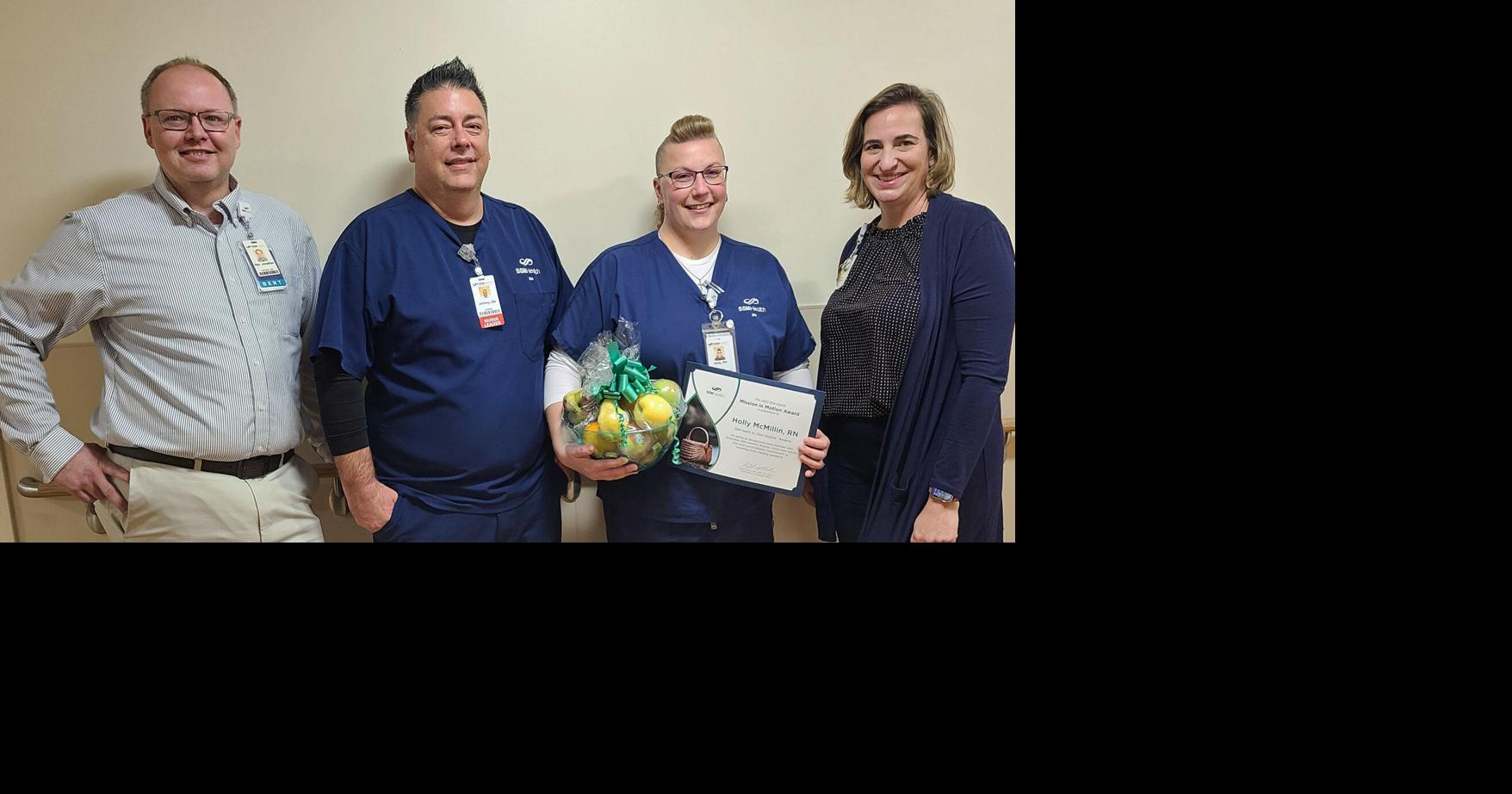 Baraboo nurse earns award