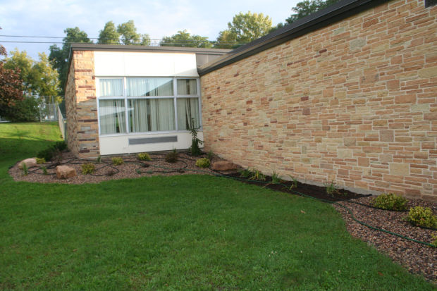 Dells high school temporarily shuts down library to prevent spread of ...