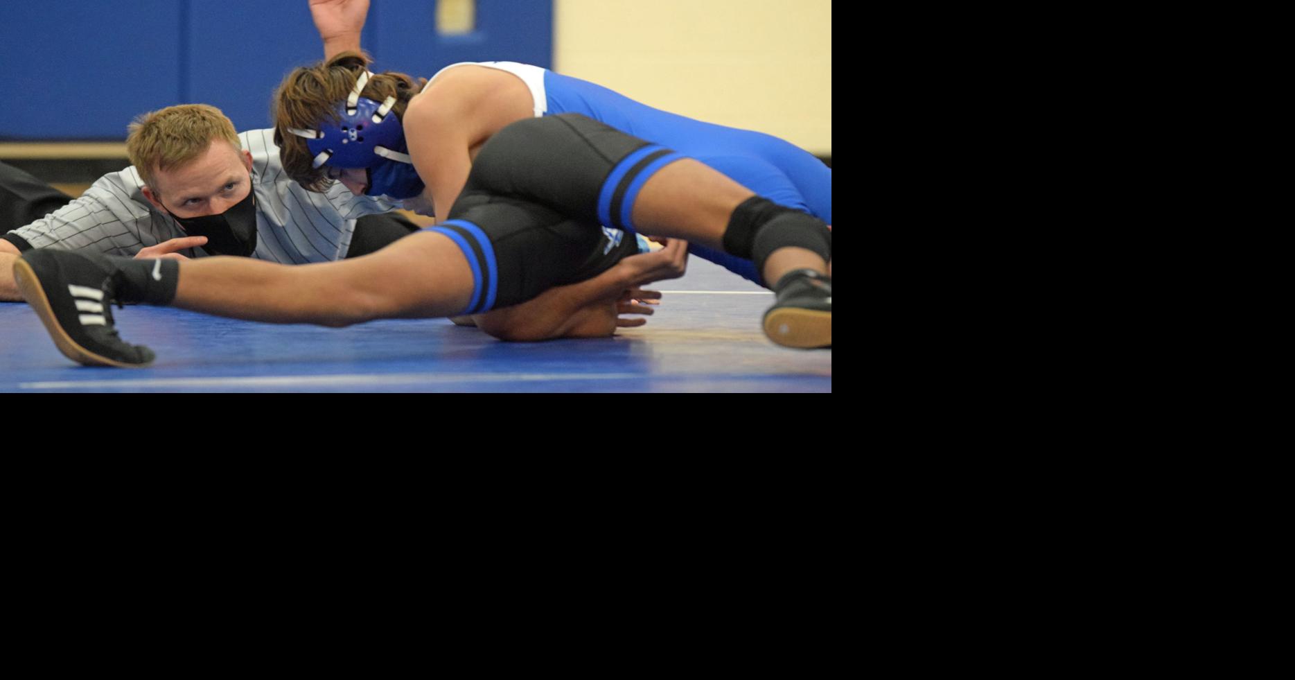 GALLERY: Lodi wrestling welcomes Janesville Craig
