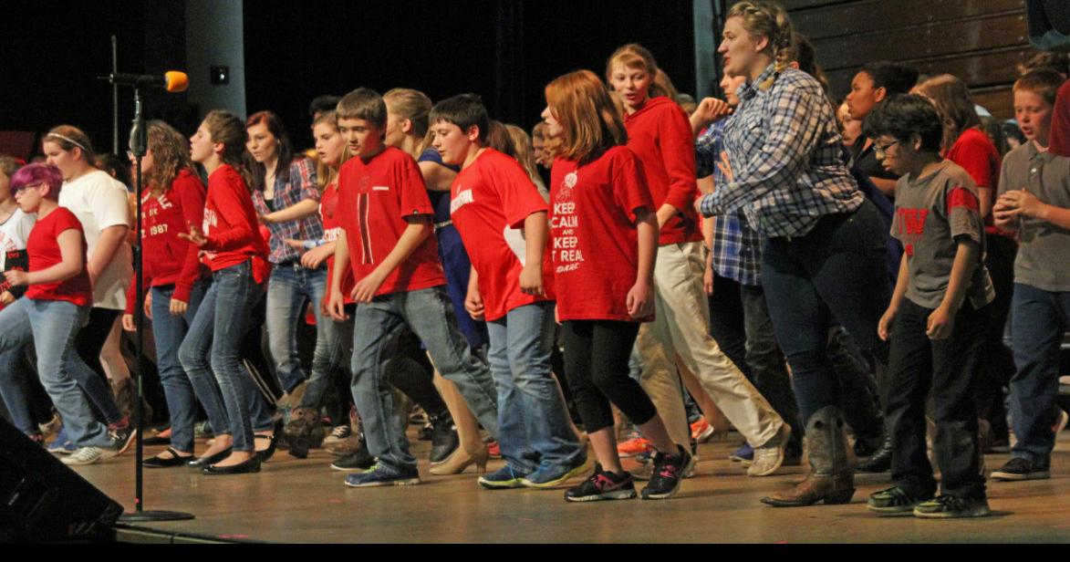 Wisconsin Singers bringing show back to New Lisbon