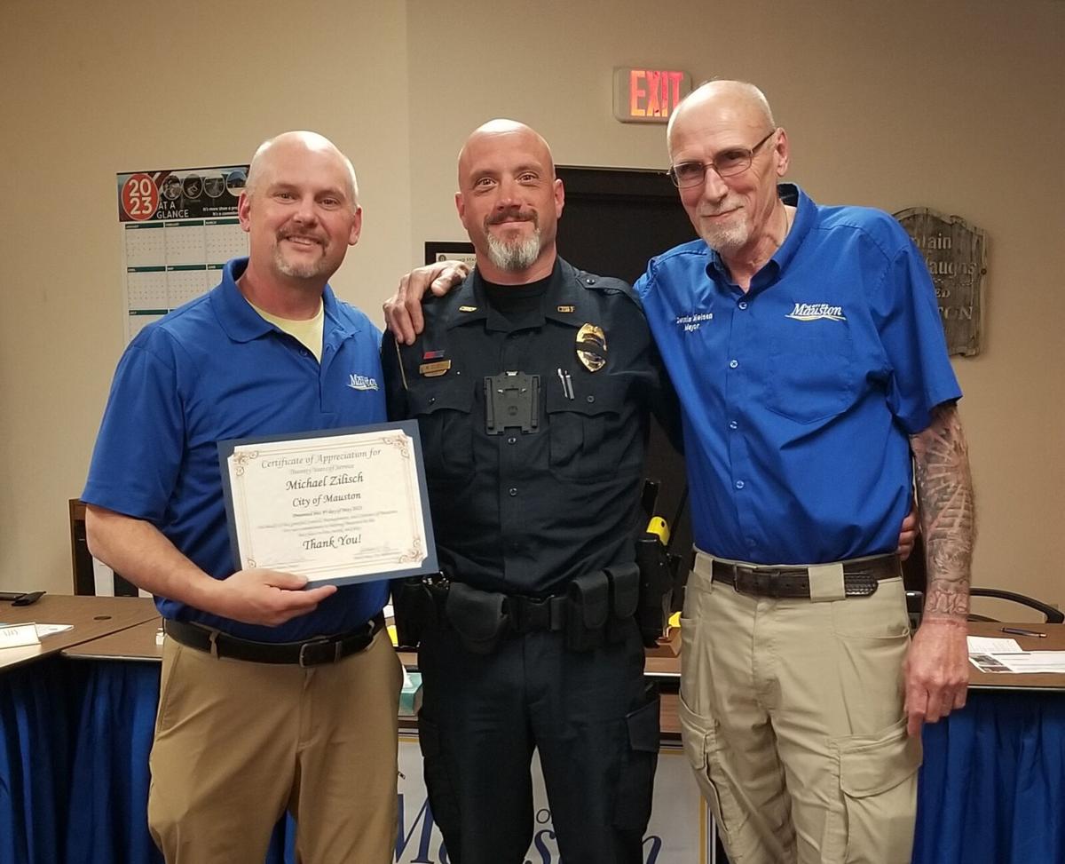 MAUSTON POLICE CHIEF RECOGNIZED FOR 20 YEARS OF SERVICE