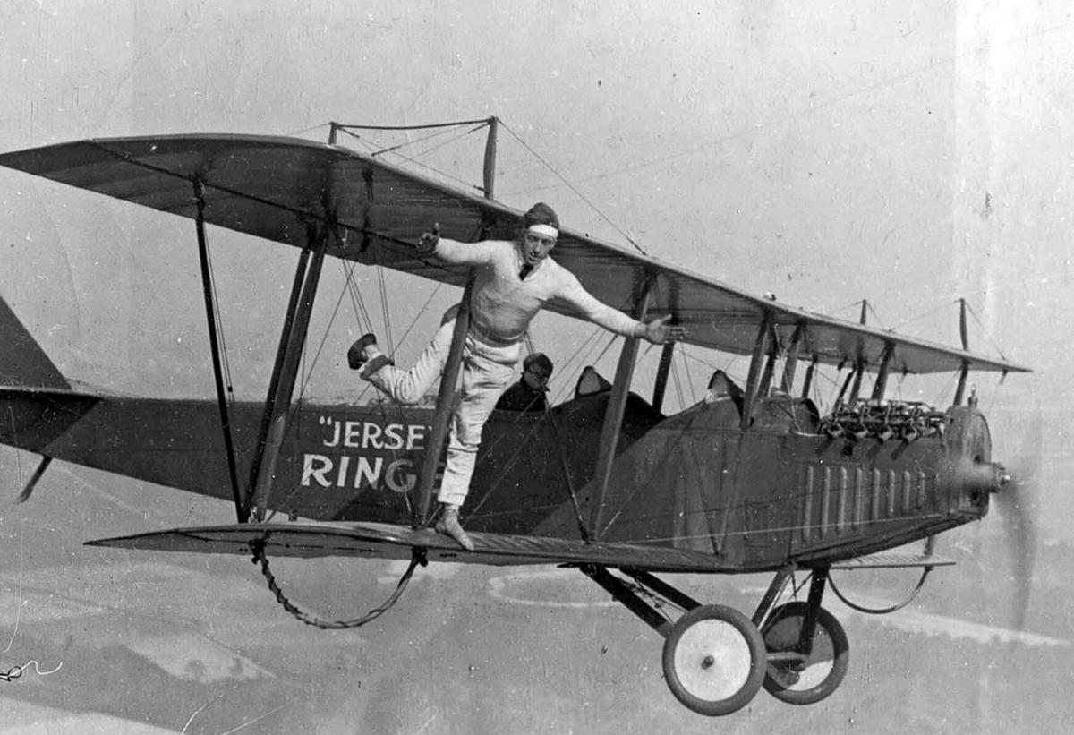 SCHUETTE COLUMN: Wing walking barnstormers