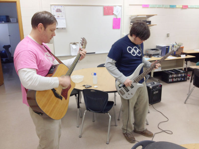 Kuter, Parker jam out Gem City