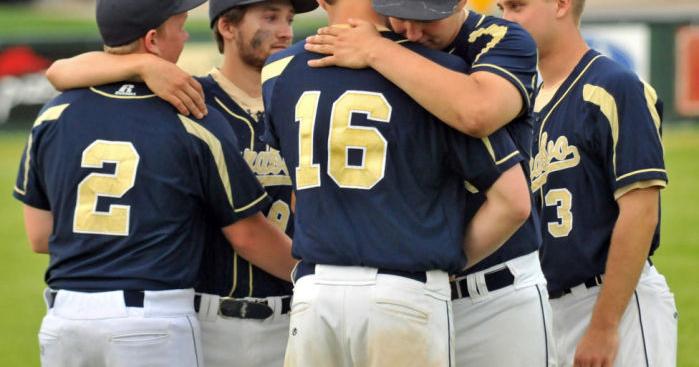 PREP BASEBALL: Baraboo falls to rival Reedsburg for third time, ends ...