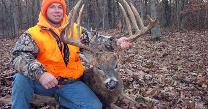 MONSTER BUCK: Deer taken in Juneau County probably biggest on record