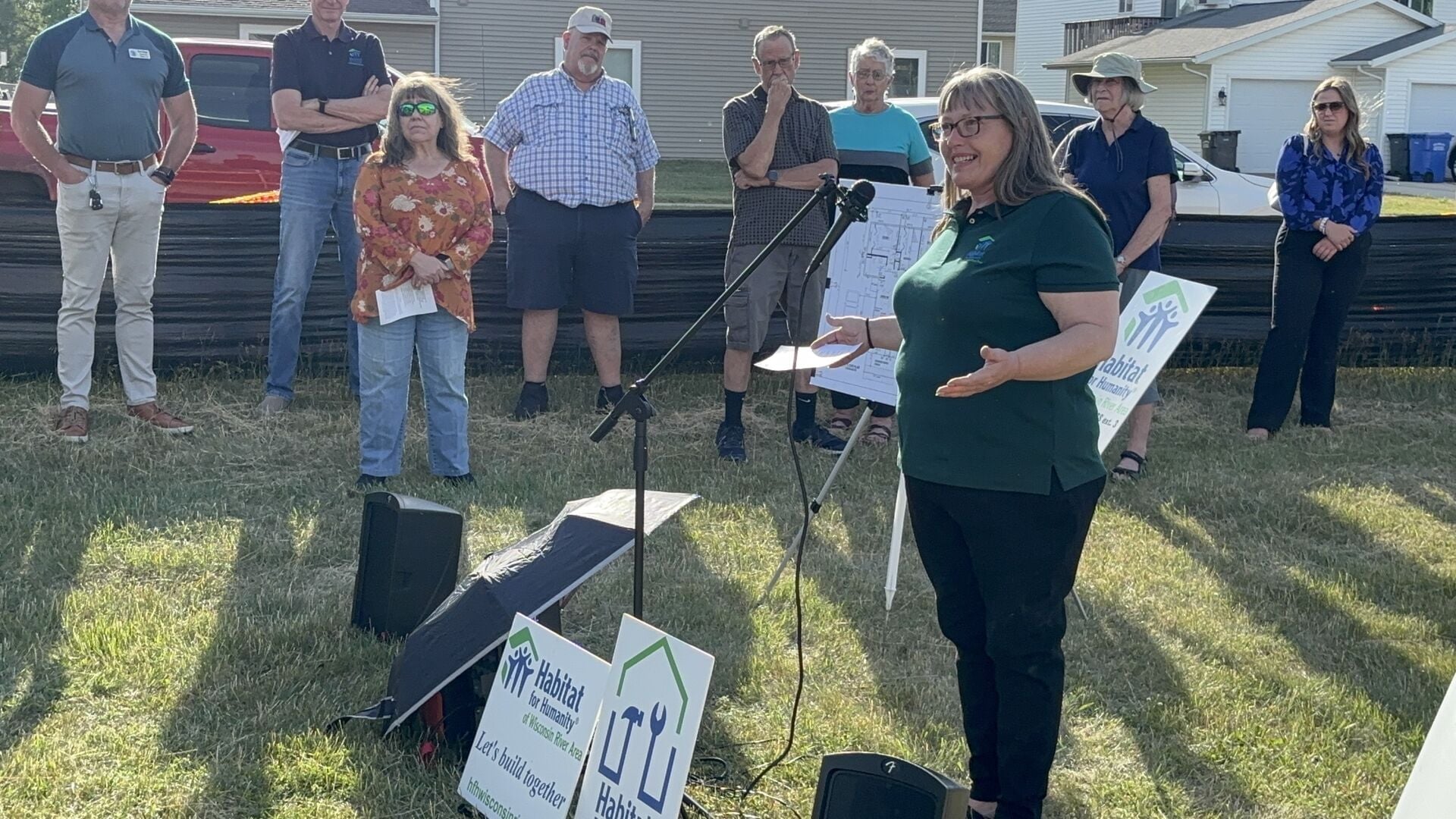 Sauk City woman to get Habitat home in Pardeeville