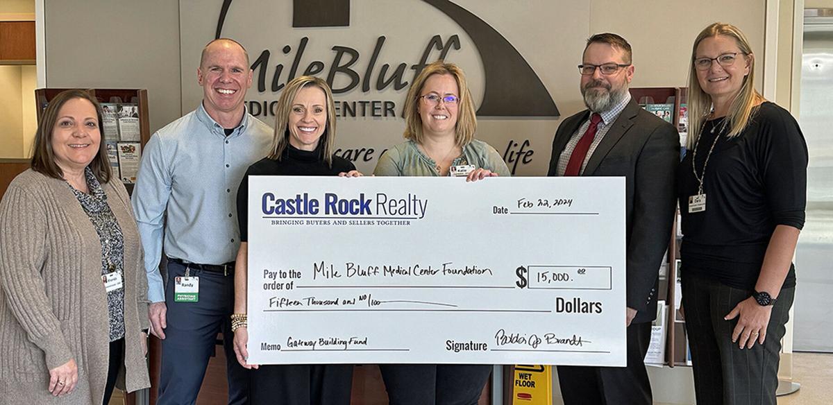 Castle Rock Realty pledges $15,000 to Mile Bluff Building Campaign