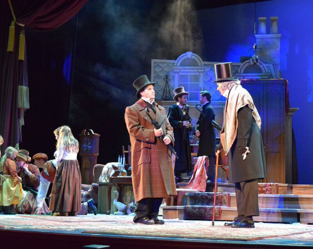 Palace Theatre's "A Christmas Carol" delivers the goods