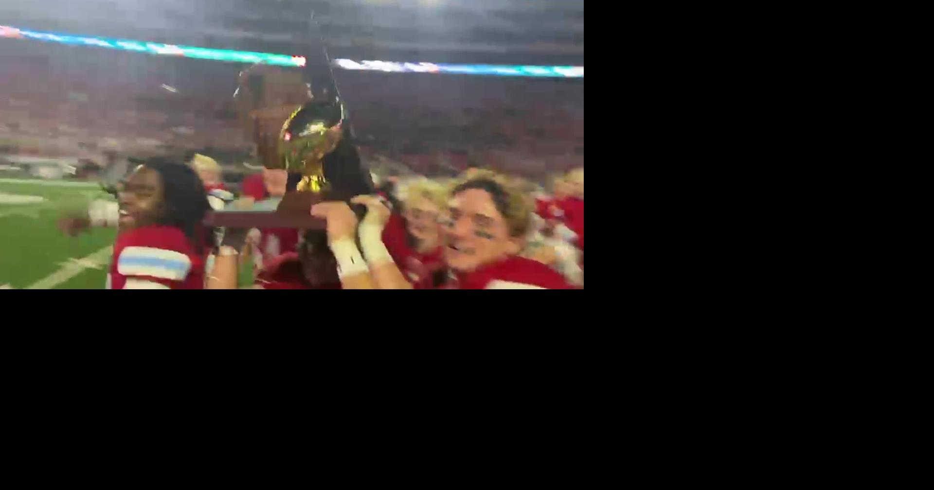 Hartland Arrowhead football hoists the Division 1 state title