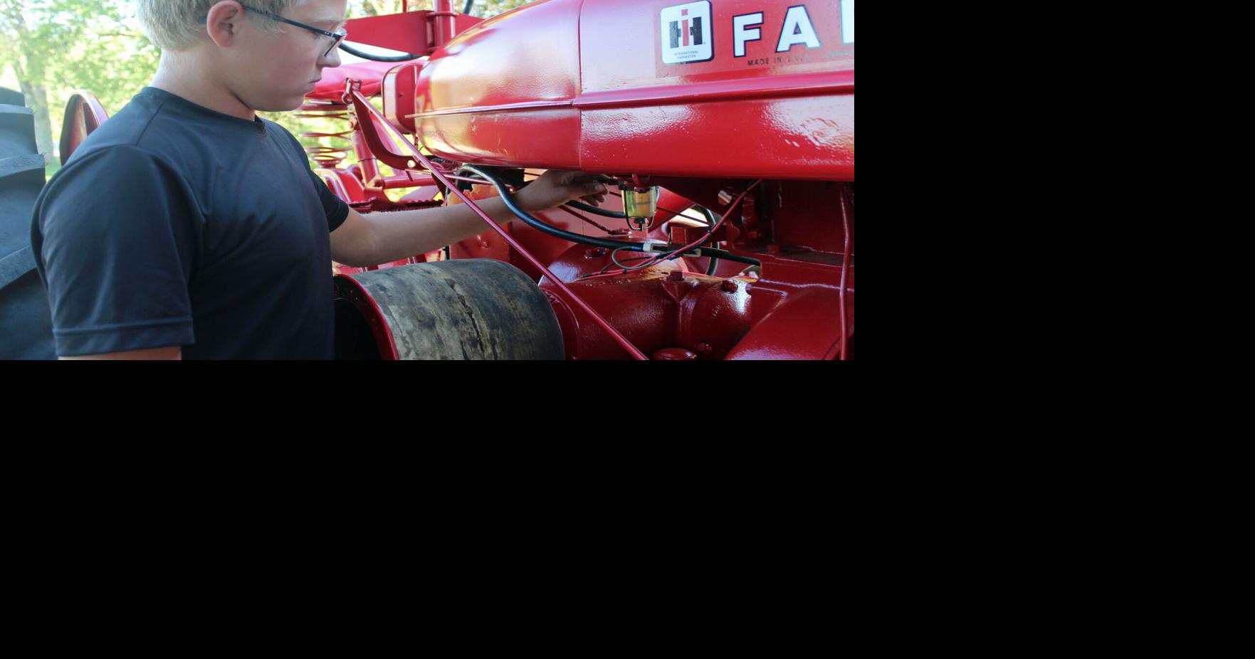 Dodgeland student in national tractor restoration contest