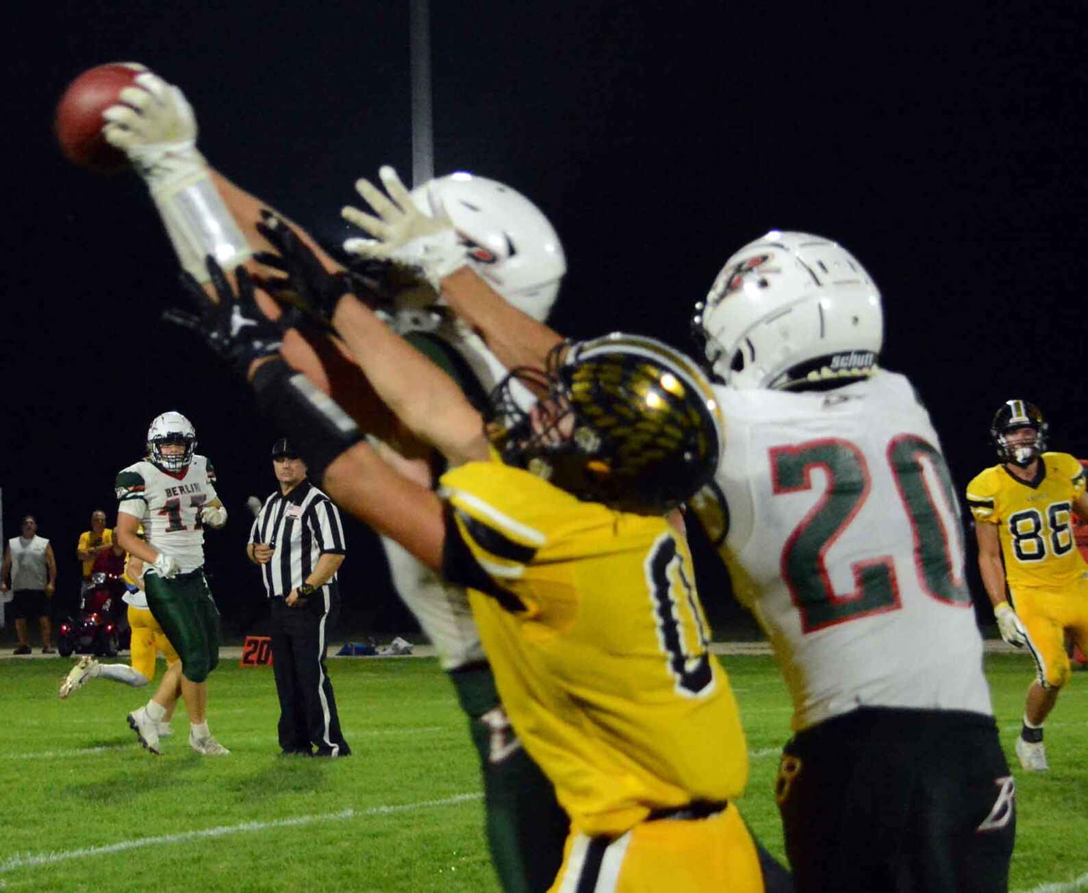 Baraboo, Portage, Beaver Dam football scores Week 8